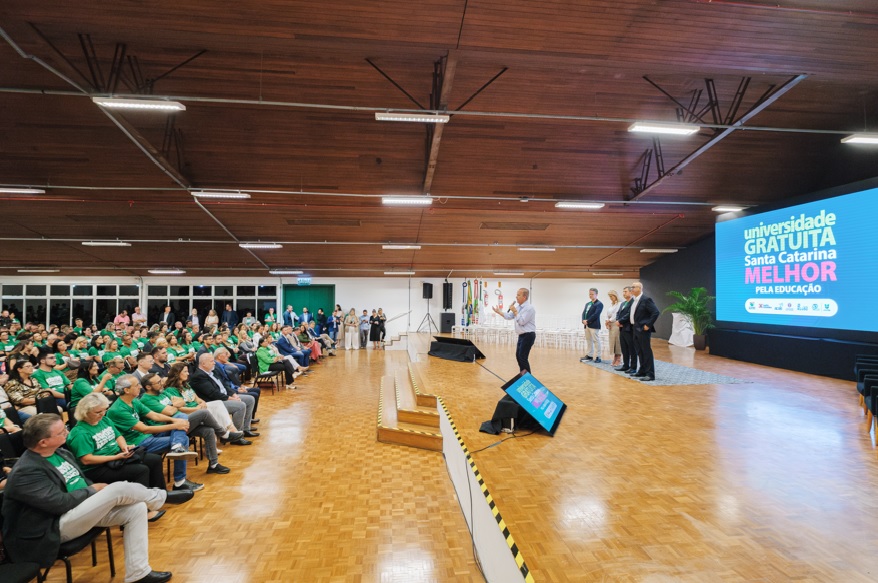 Circuito Universidade Gratuita passa pela Univille Evento em Joinville ...